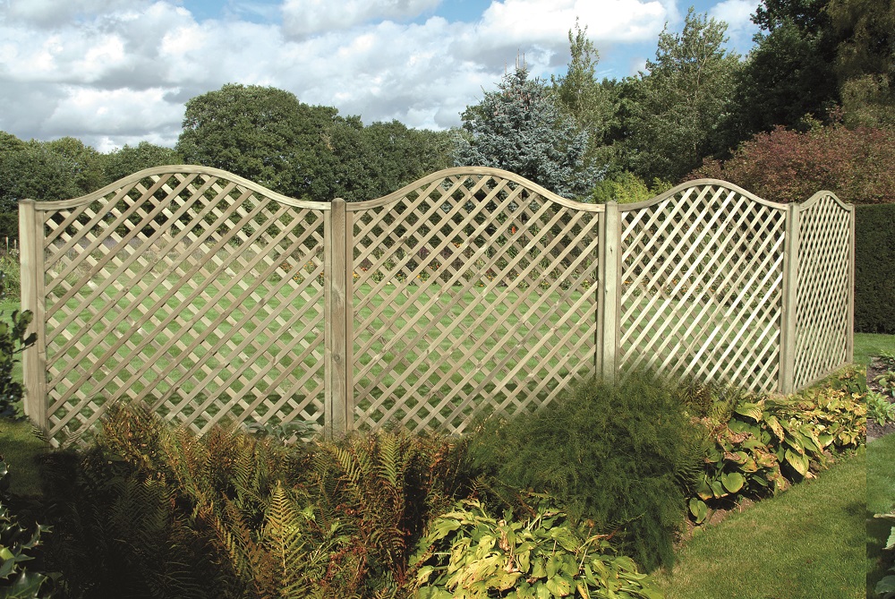 Omega Heavy Diamond Lattice - Hartwells Fencing