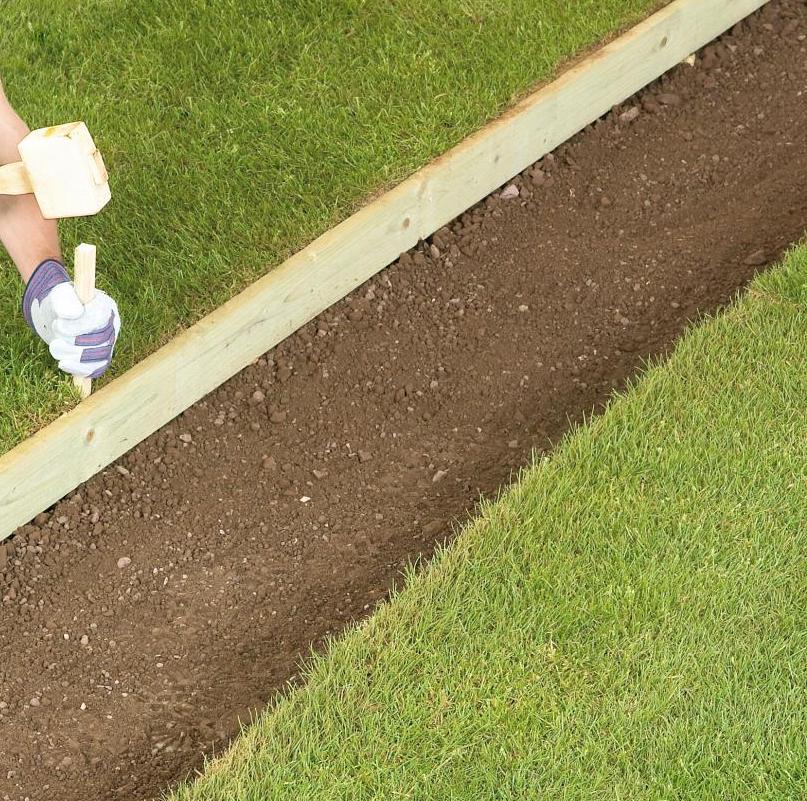 Path Edging & Pegs - Hartwells Fencing