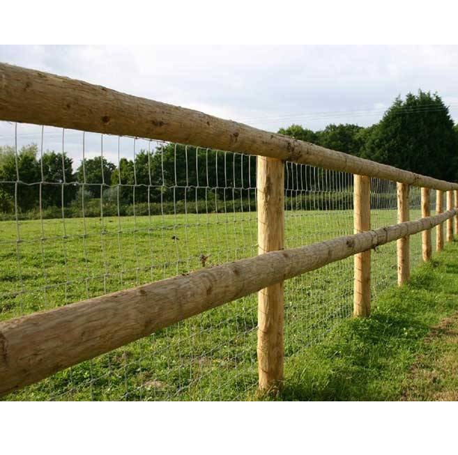 Snake Rail Fence With Wire Up Close Split Rail Fence / 4 Board Fence