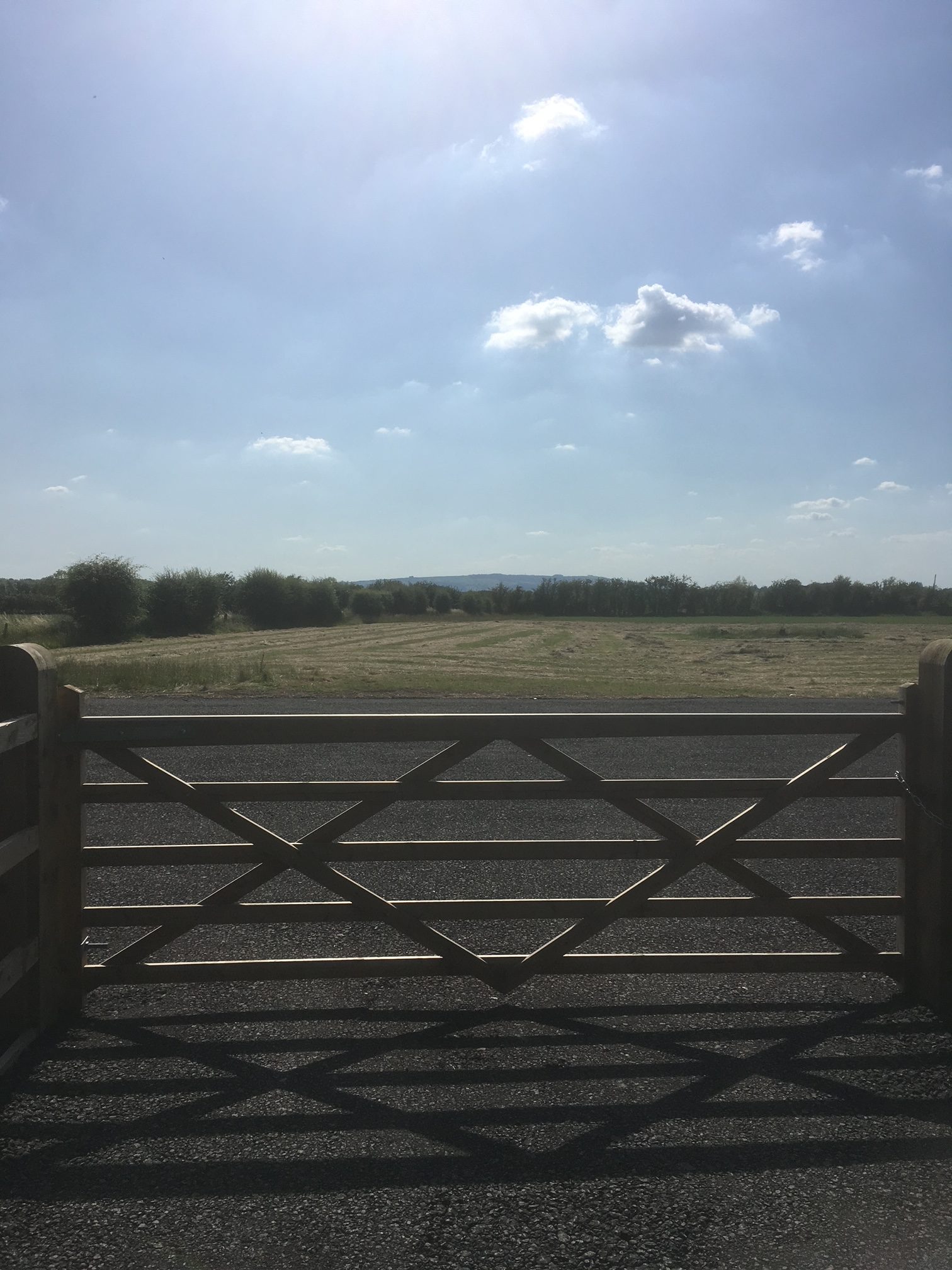 Hot weather and Gates - Hartwells Fencing